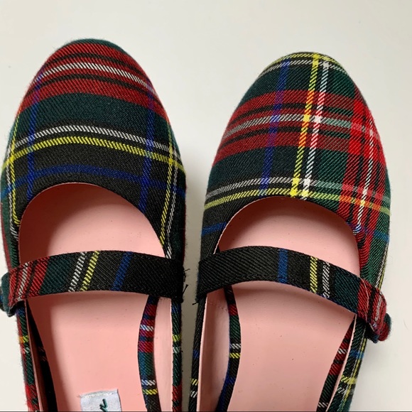 Modcloth | Shoes | Modcloth A Kick Of Classic Plaid Mary Jane Flats ...